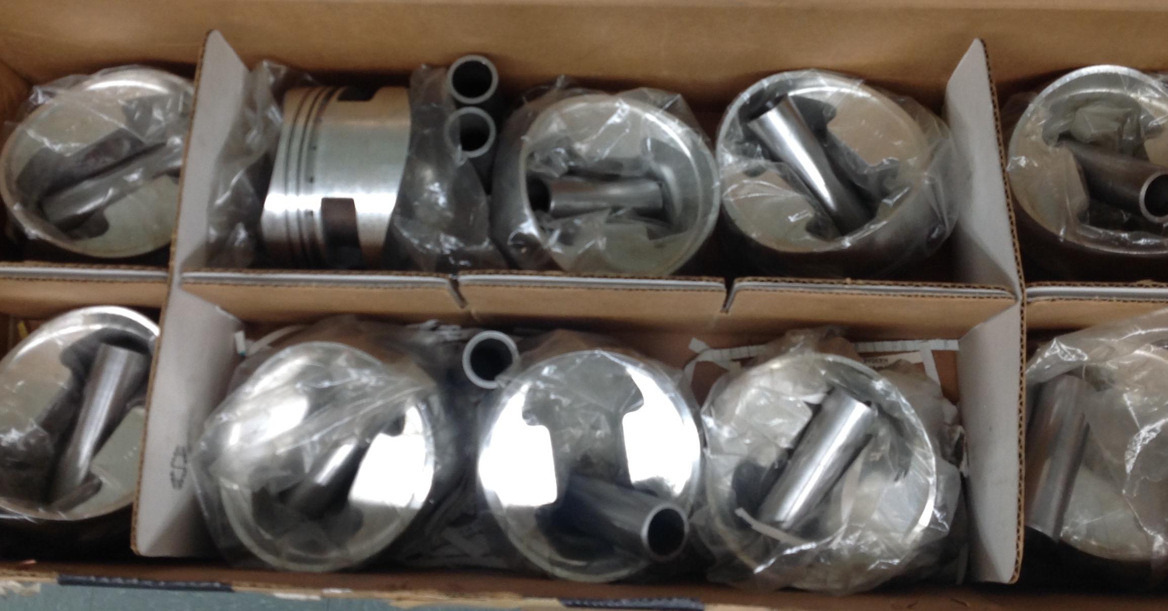 Used Venolia Pistons & Pins | Wizard's Warehouse Used Venolia Pistons & Pins | Wizard's Warehouse